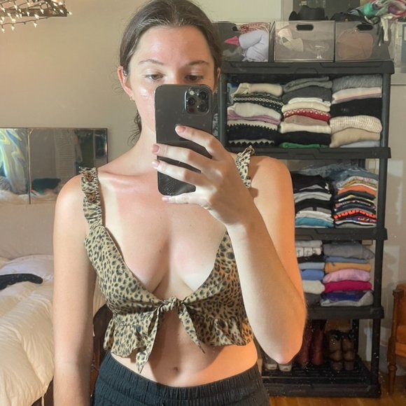 Storia Tops Nwot Storia Tie Front Leopard Print Crop Tank Poshmark
